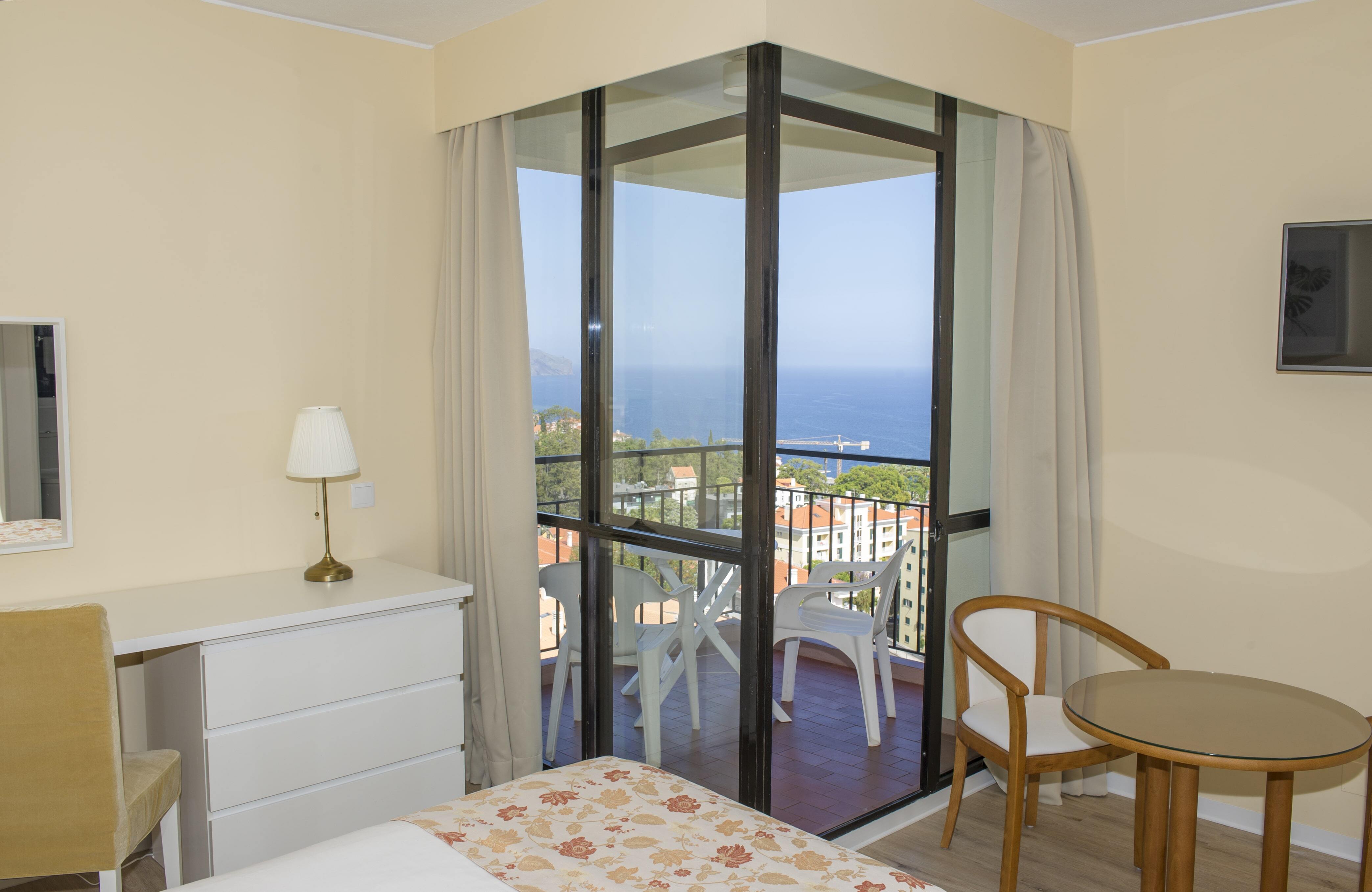 Superior Studio with sea view - Dorisol Hotels - Funchal
